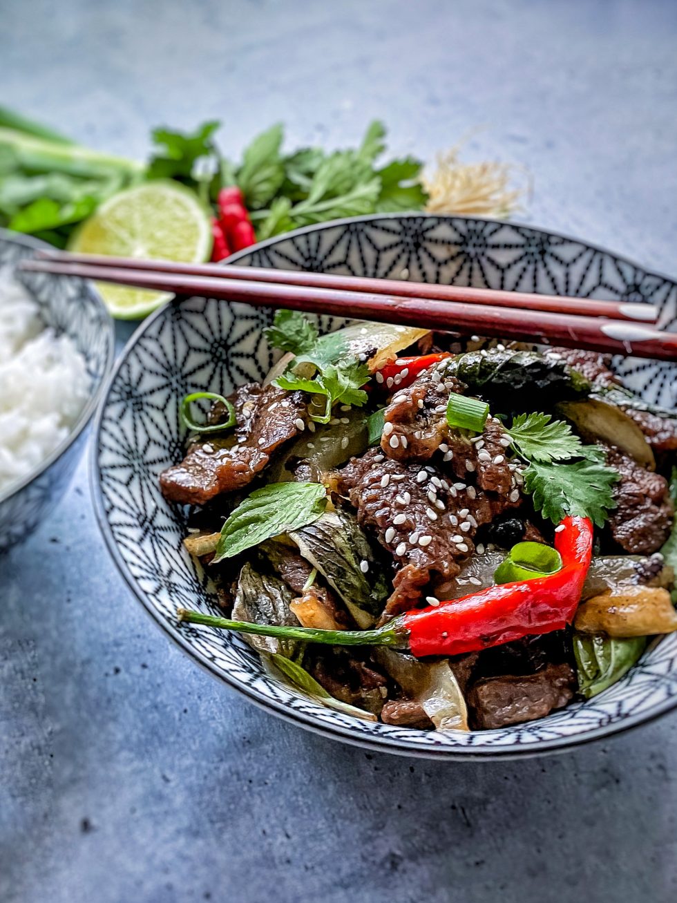 Rindfleisch mit Thai Basilikum