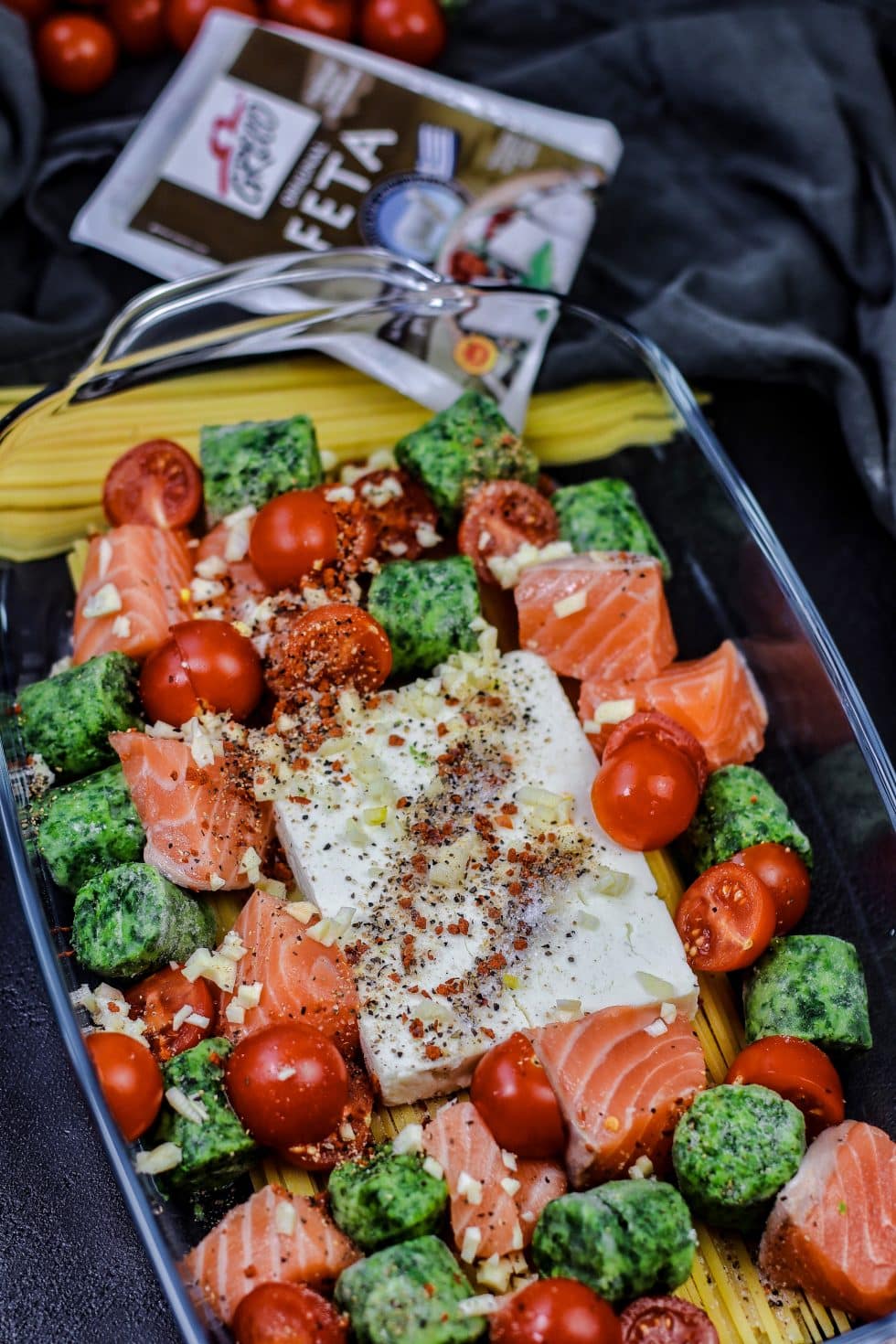 Lachs Feta Pasta